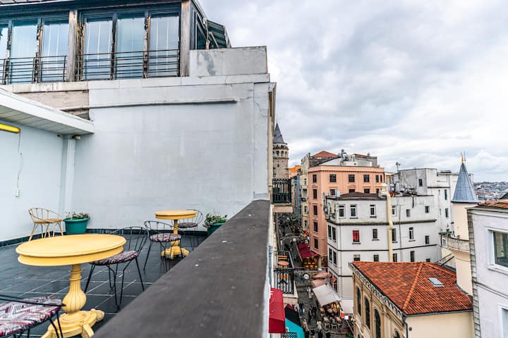 Triple Room 302 - İstanbul