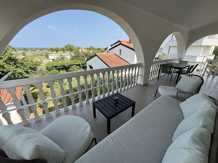 Ferienwohnung Mit Wunderschönem Sonnenuntergang - Bale