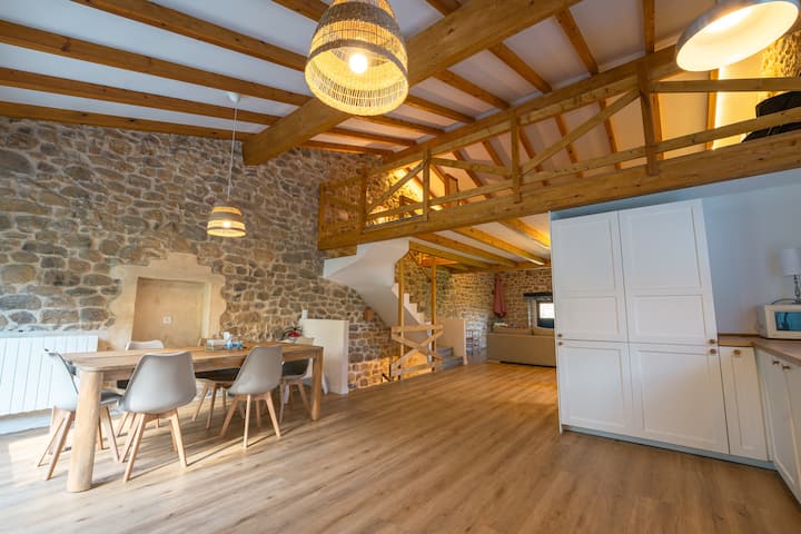 Casa Rural Grande Con Jardín En Cantabria - Selaya