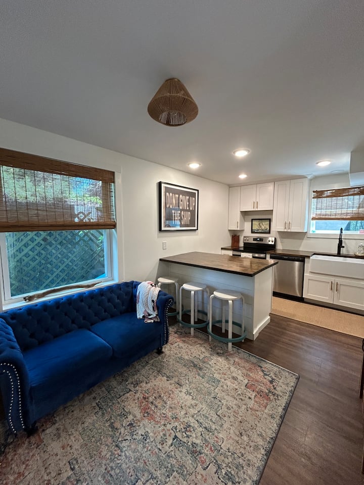 Oystertown Gallery Tinyhome - St. 조지 섬