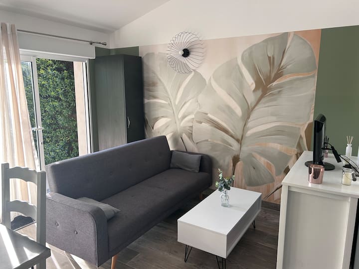 Superbe T2 Cosy Avec Terrasse – 34 M² – Clim - Cuers