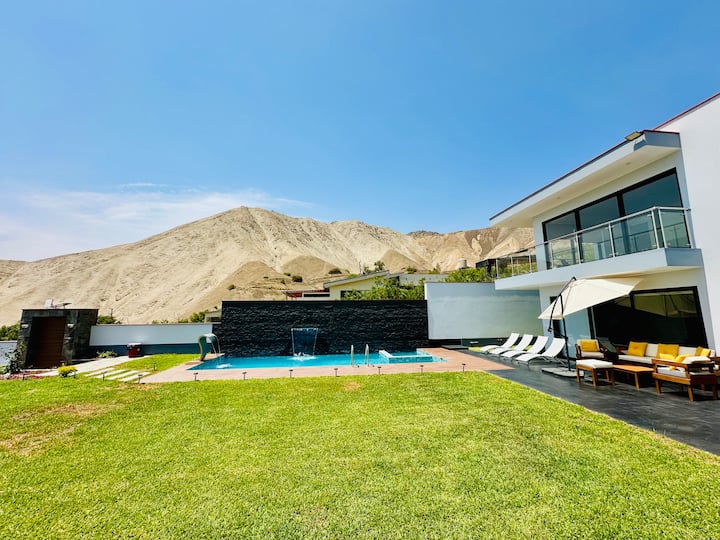 Casa De Campo Moderna En Cieneguilla - Lima