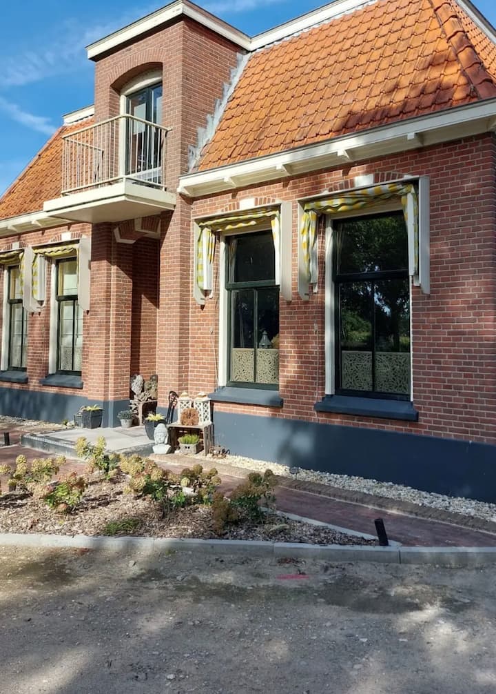 Leuke Gezellige B&b. Kamers In Nijeveen - Meppel