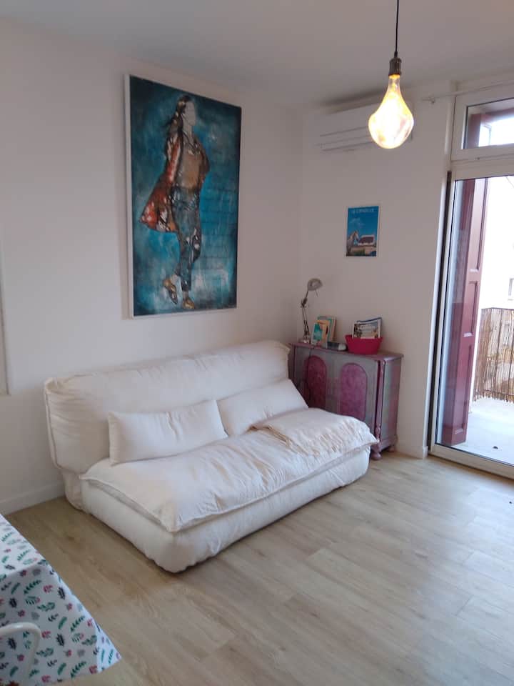 Dans Une Ancienne Maison De Pêcheurs - Collioure