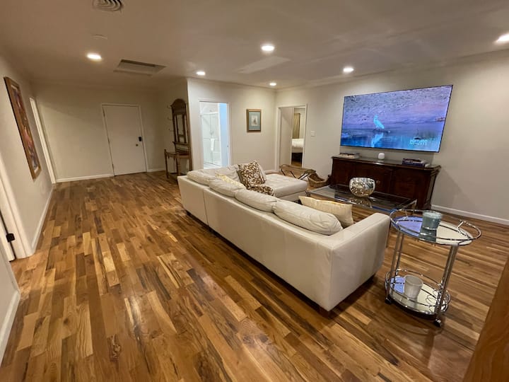 Historic Sandalwood Retreat - Sunbeam Lake, Seeley