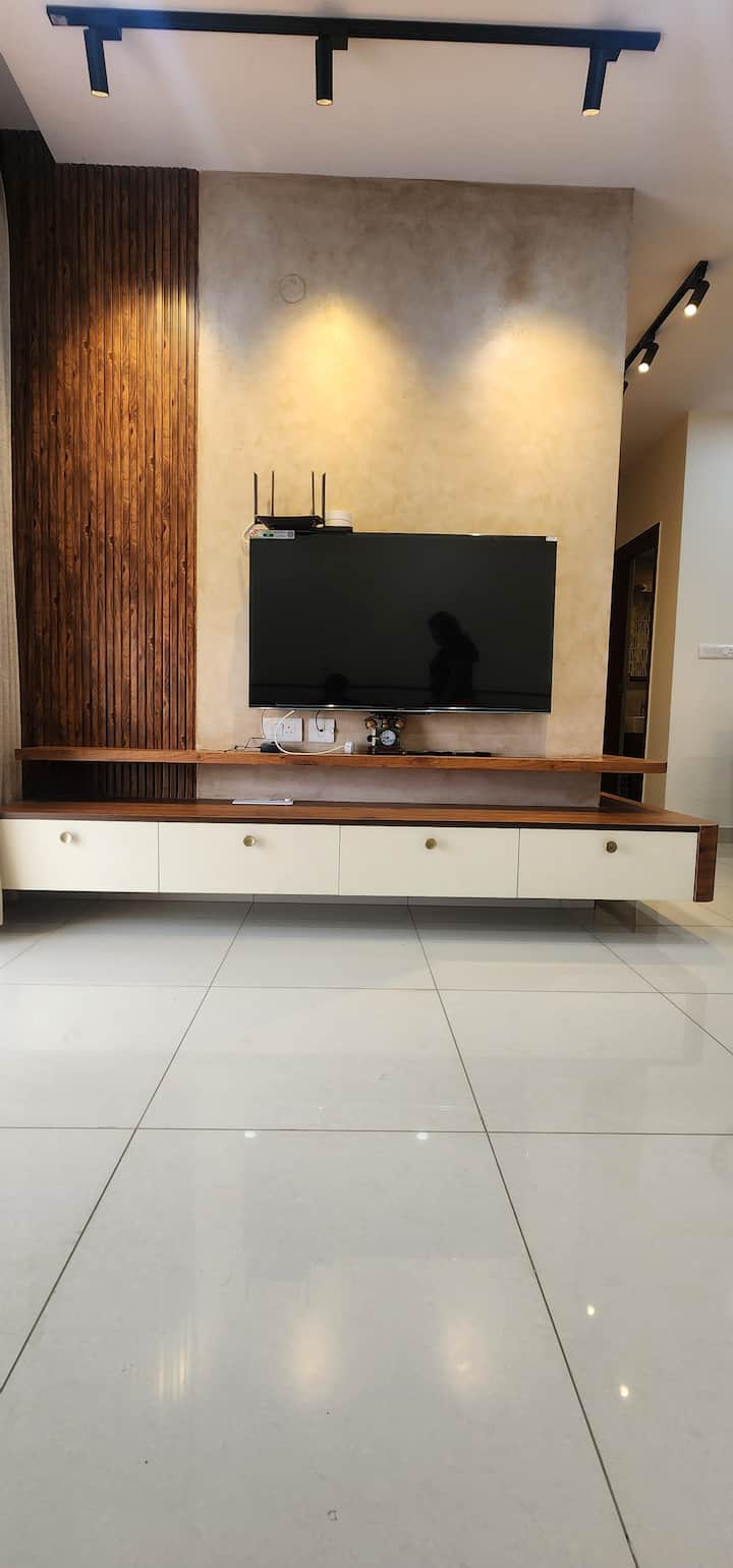 Premium 3bhk Stay In Prime Location - Bengaluru