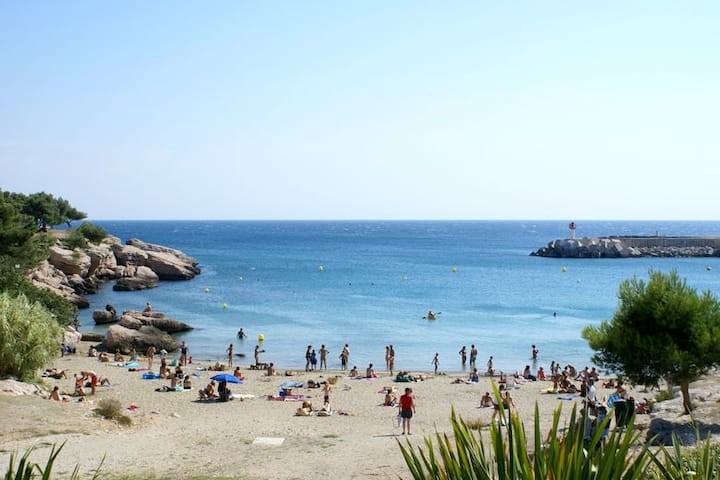 T2 Cosy/plage à Pied / Parking/clim Vacances & Pro - Martigues