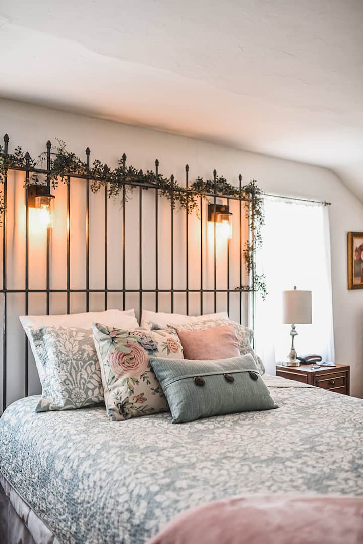 Clover Room At Watergrasshill B&b - Gardiner, NY