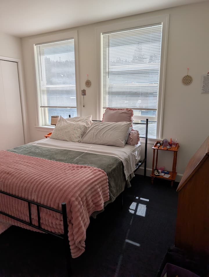 Cute 1-bedroom In Dt Astoria - Astoria, OR