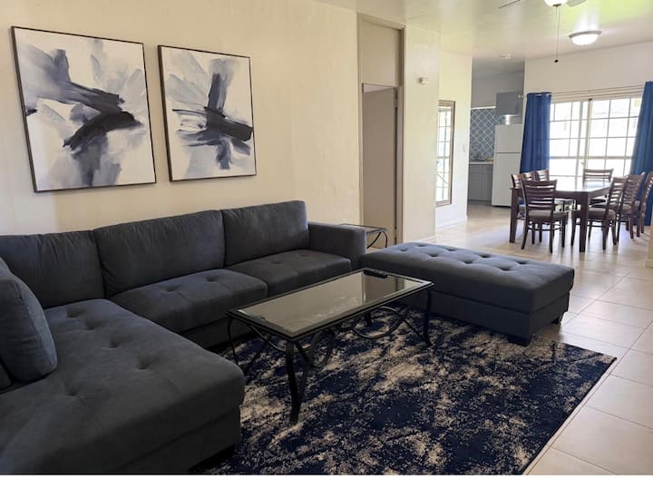 Island Breeze Home - Guam