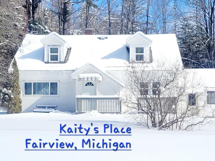Kaity's Place - Black Lake, Fairview