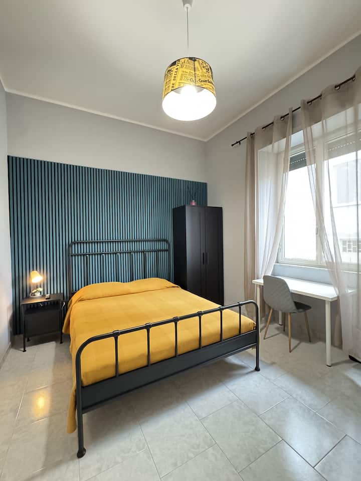 B&b International - Camera Urban - Nola