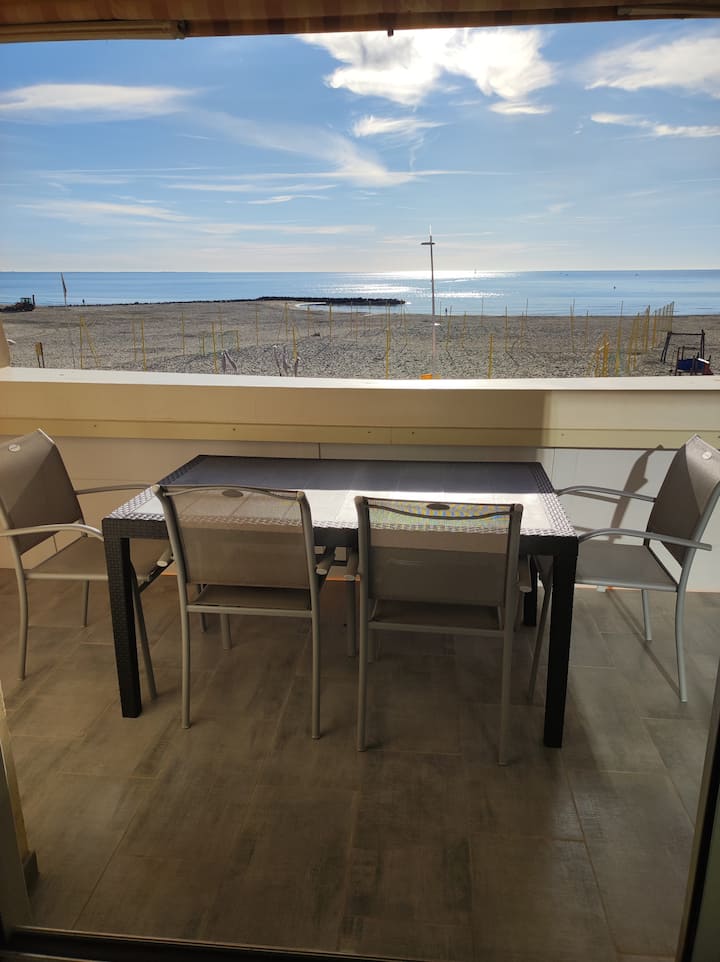 Appartement Cosy Face Mer + Parking. Plein Centre. - Carnon