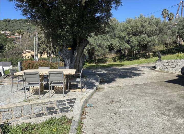 Bas De Villa Proche Des Plages Et Au Calme - Bastelicaccia