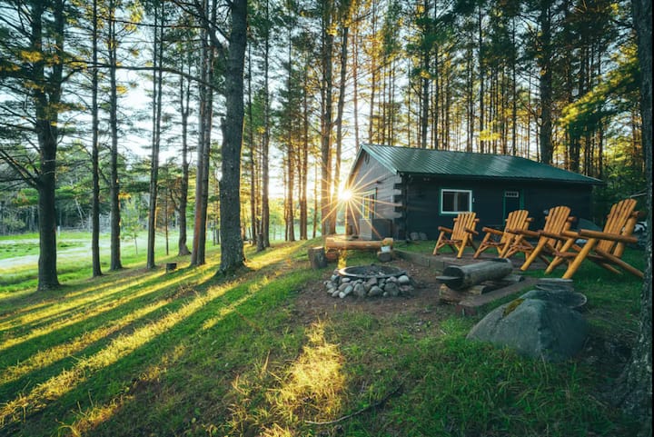 Your New Favorite Northwoods Retreat On 10 Acres! - Eagle River, WI