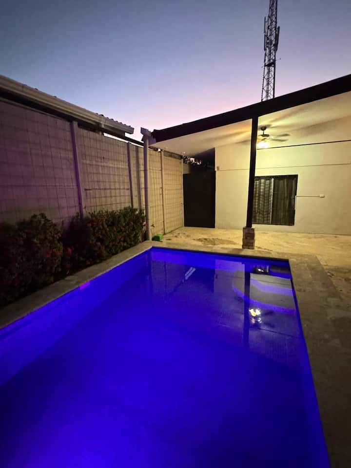 Casa Vacacional Con Piscina - Liberia