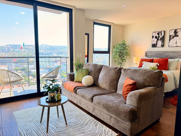 Luxury High-floor Suite W/ Views & Top Amenities - Tijuana