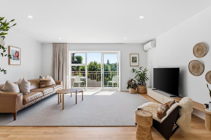 Waterside Retreat Remuera L By Furnished Rentals - Auckland