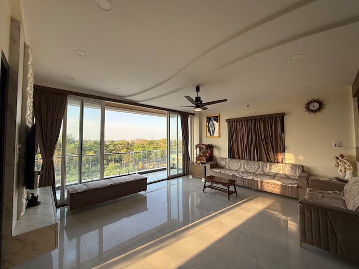 Luxury 3bhk Apartment Near Saibaba Temple Shirdi - Shirdi