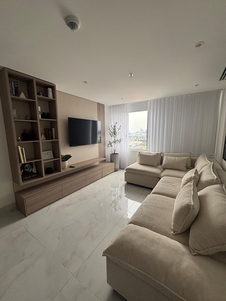 Hermosa Suite Full Amoblada - Torre Millenium - Guayaquil