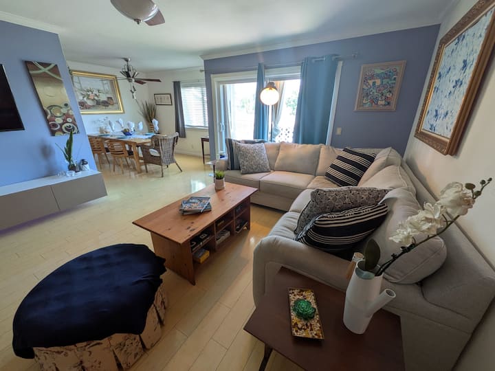 Charming 2 Bedroom Condo Near  Socal Attractions - Orange, CA