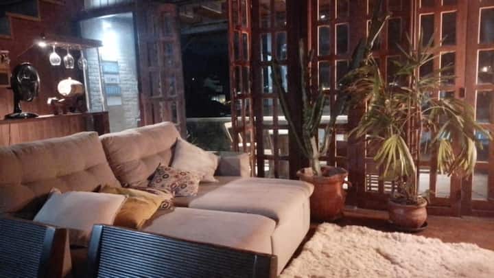 Casa Com áRea Gourmet E Sacadas Para As Montanhas. - Nova Friburgo
