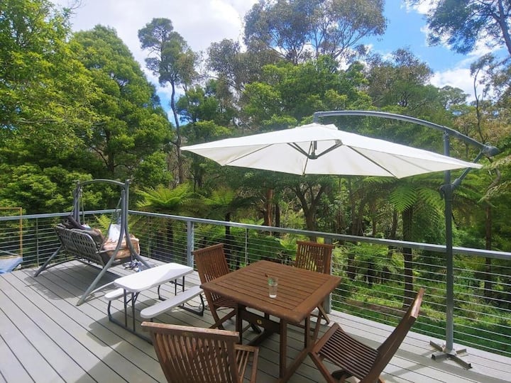 Caravan And Studio - Warburton