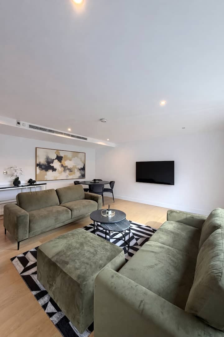 Chelsea Riverside Apartment With Heliport Views - Chelsea