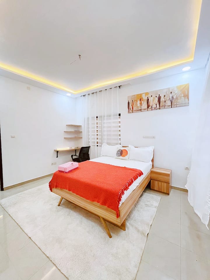 Villa Privée Avec Garage - Lomé