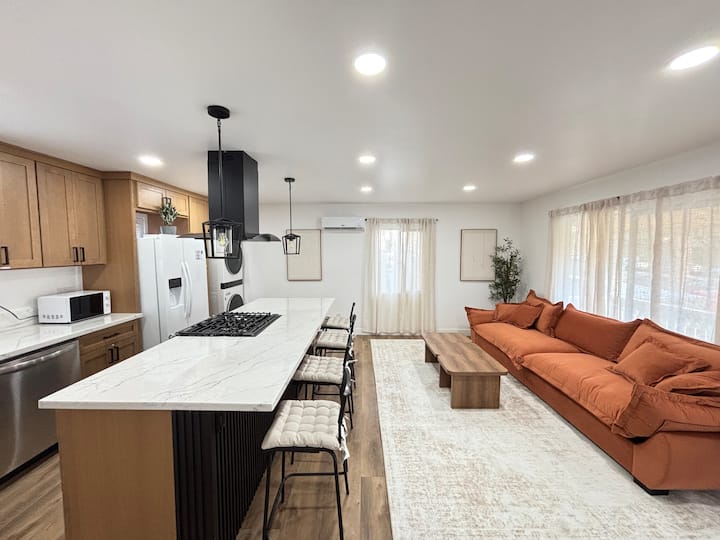 Pomona Family Wood|bunk Bed | 2b2b| W/d |Free Park - Pomona, CA