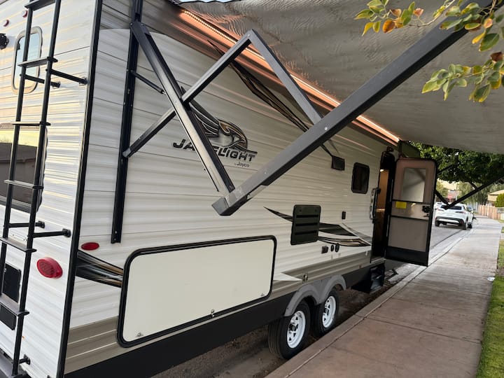 Coachella Fest Rv! - Coachella, CA