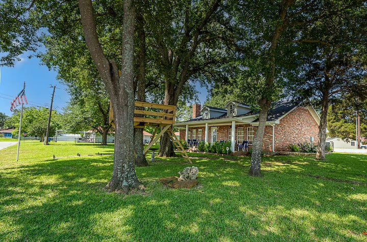 Drennan Retreat - Gun Barrel City