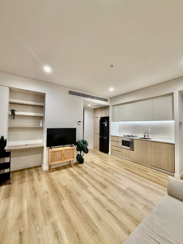 Accor Stadium Stylish 1br + Free Parking - Burwood
