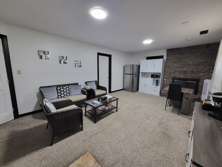 Quiet Heights Guest Nest - Farmington, NM