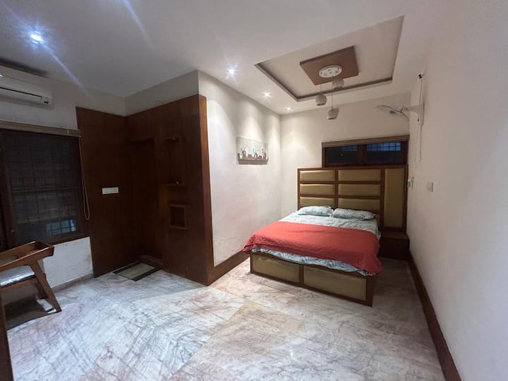 2br First Floor Retreat | Spacious & Private - Kannur