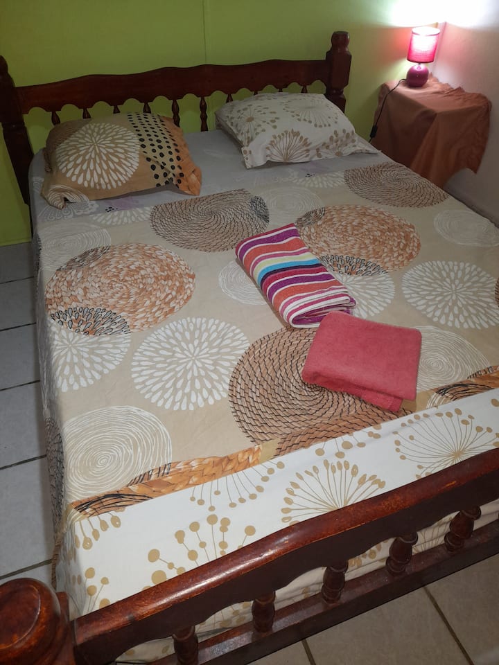 Studio à 200m
Studio à 200m De La Plage - Marie-Galante
