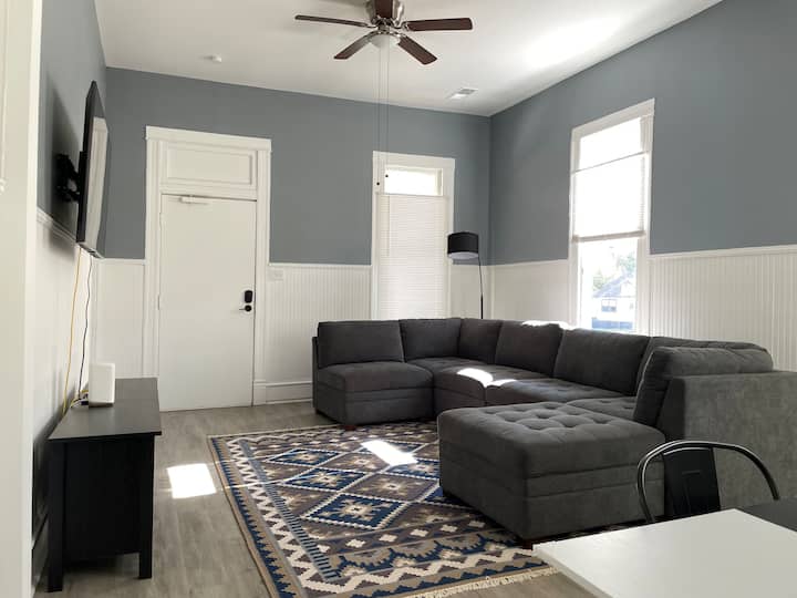 Charming & Spacious | Walk To Shops & Restaurants - Little Rock, AR
