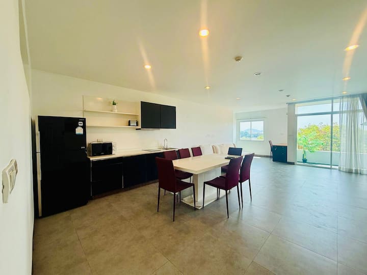 Apartments 1-2 & 3 Beds In Convenient Location - Phuket