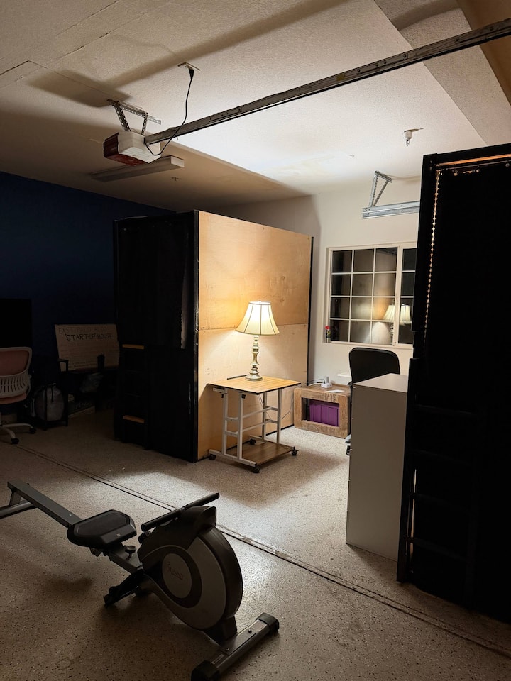 Shared Room, Pods (Olive Startup House) - Palo Alto, CA