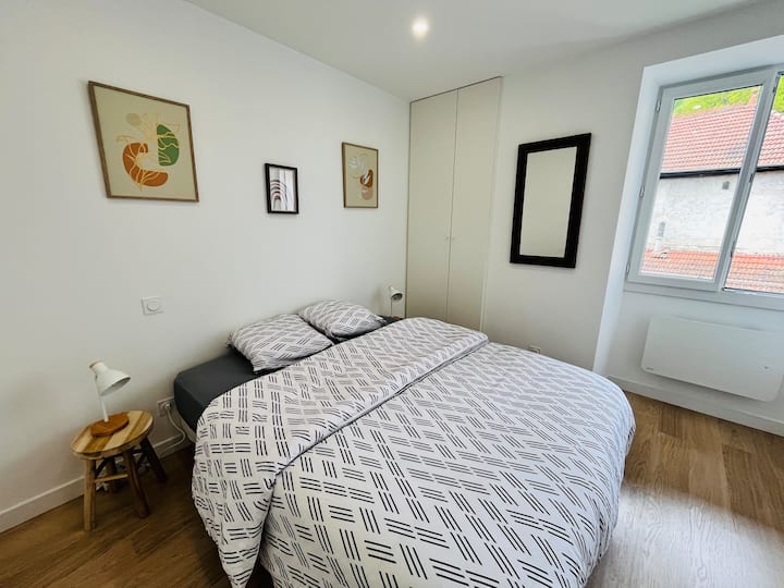 Le Vinois : Climatisation, 2 Chambres, Balcon - Saint-Marcellin
