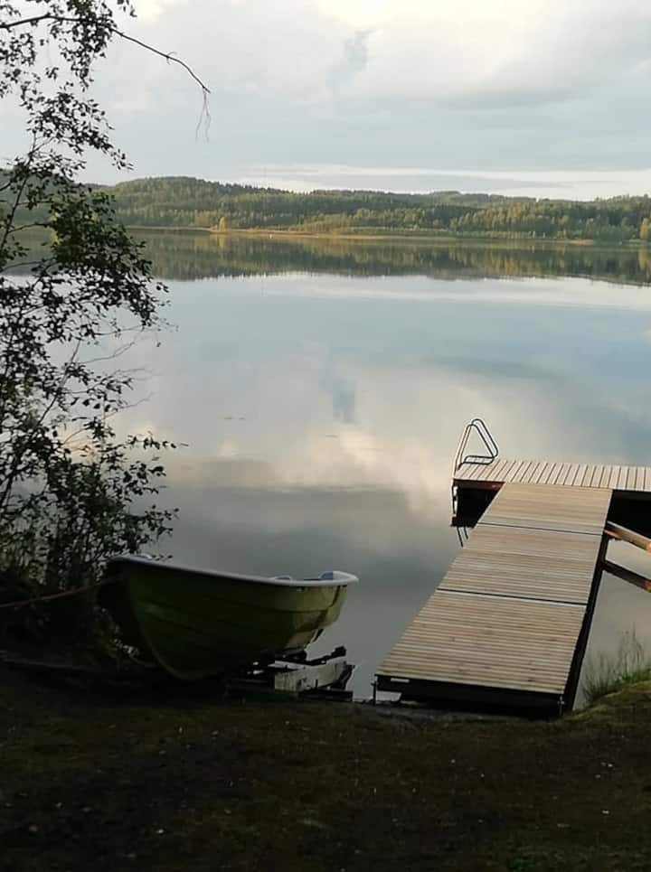 Rauhallinen Aitta 3 Järvinäköalalla + Aamiainen - Tohmajärvi