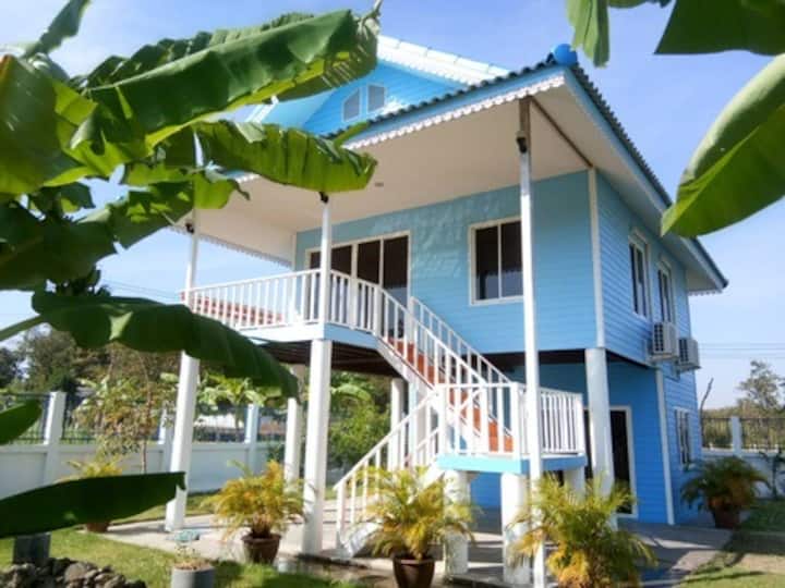 Baansuan Plainaa (บ้านสวนปลายนา), Entire Home, 2br - Buri Ram