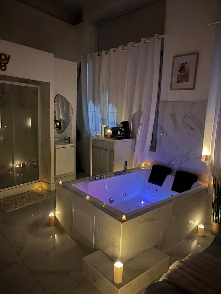 Privée Chambre Détente Avec Jacuzzi Et Sauna - Tourcoing