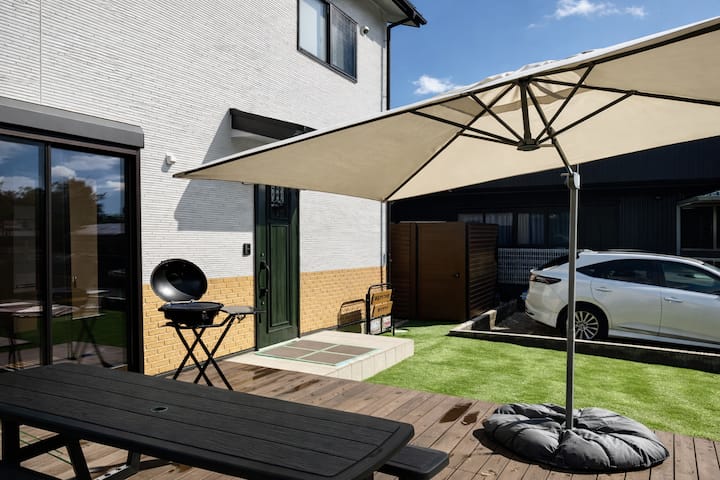 サウナ＆水風呂で心も体もリフレッシュテラスデッキではワンちゃんと一緒にBbqもお楽しみいただけます - 高島市