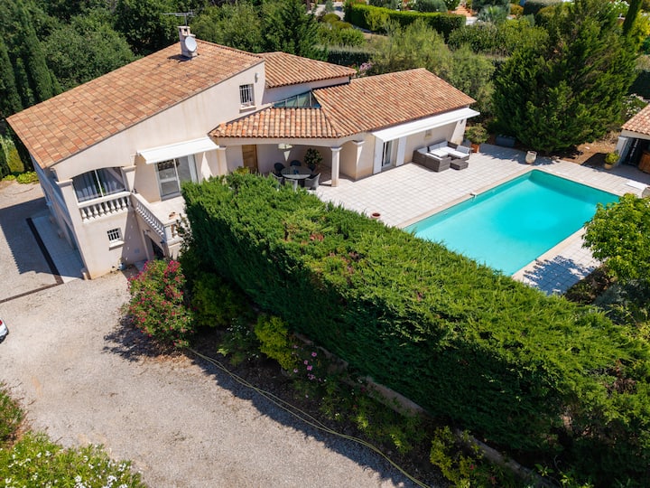 Villa De Luxe En Provence - Piscine-spa-billard - Collobrières