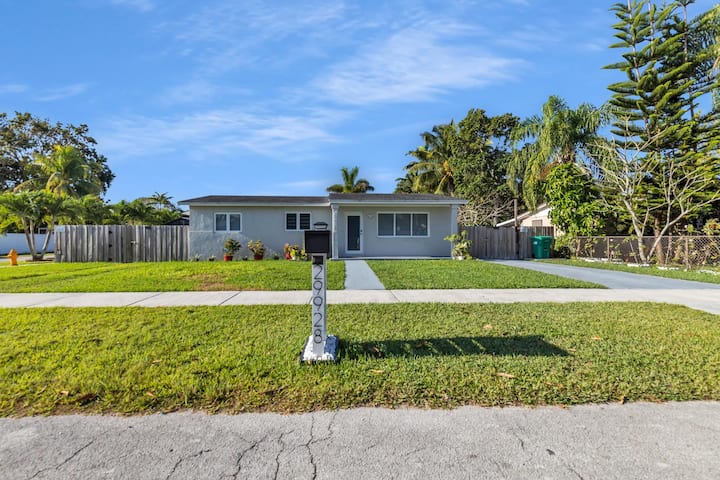 Private Mini Suite - The Bahamas