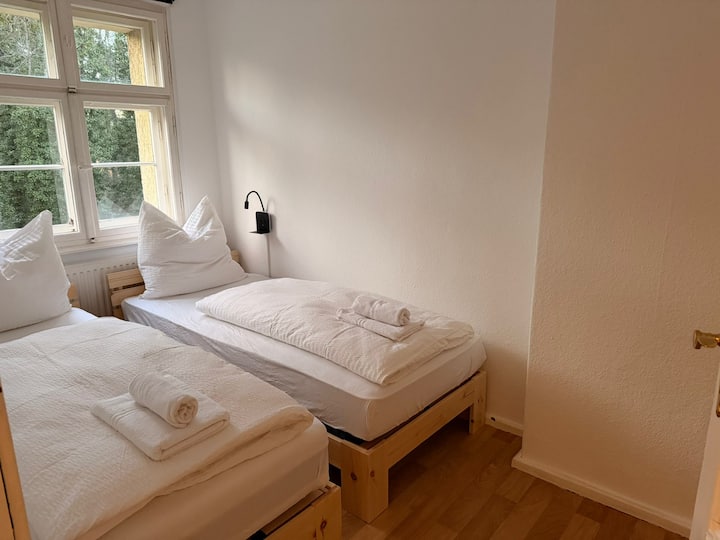 Doppelhaushälfte Nähe Karls Erlebnis-dorf - Nauen