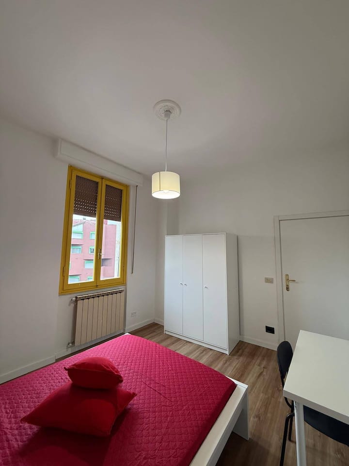Full Flat In Novoli - 4 Bedrooms - Florence