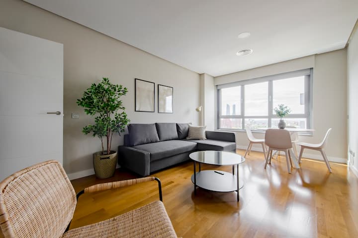 Vistas A Madrid Para 6 En Sanchinarro - San Sebastián de los Reyes