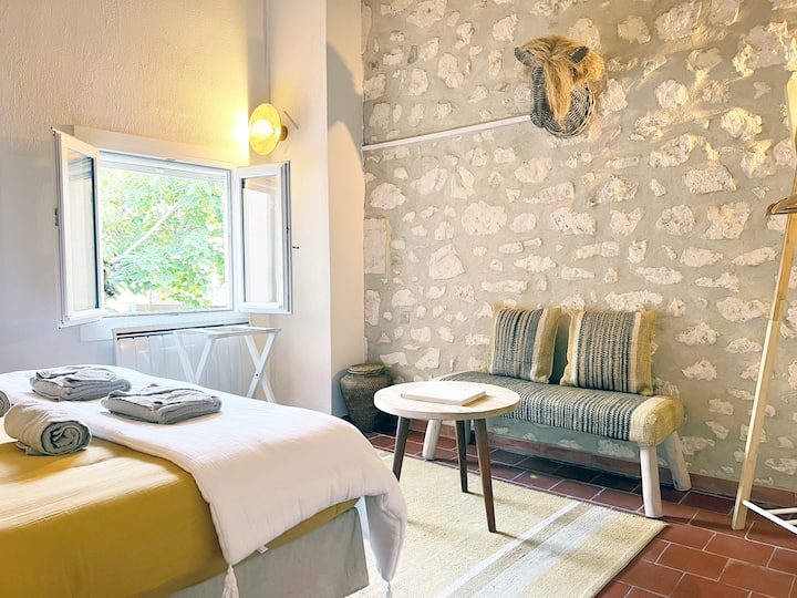 Chambre De Charme Au Cœur Des Alpilles - Paradou